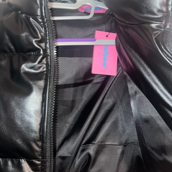 Edikted | Jackets & Coats | Nwt Cropped Puffer Jacket | Poshmark